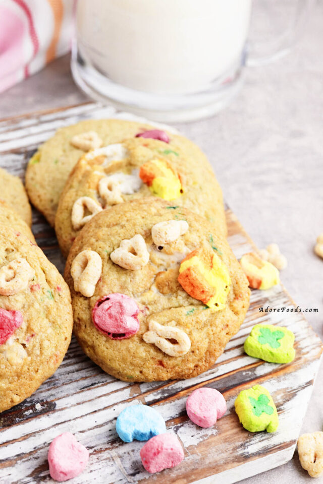 Lucky Charms Cookies – Adore Foods